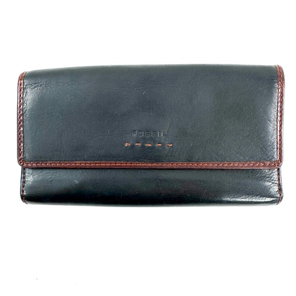 Fossil | Bags | Fossil Black Leather Trifold Snap Large Wallet Clutch ...